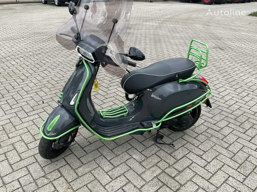 Prodaje se Piaggio Bromscooter moped na aukciji