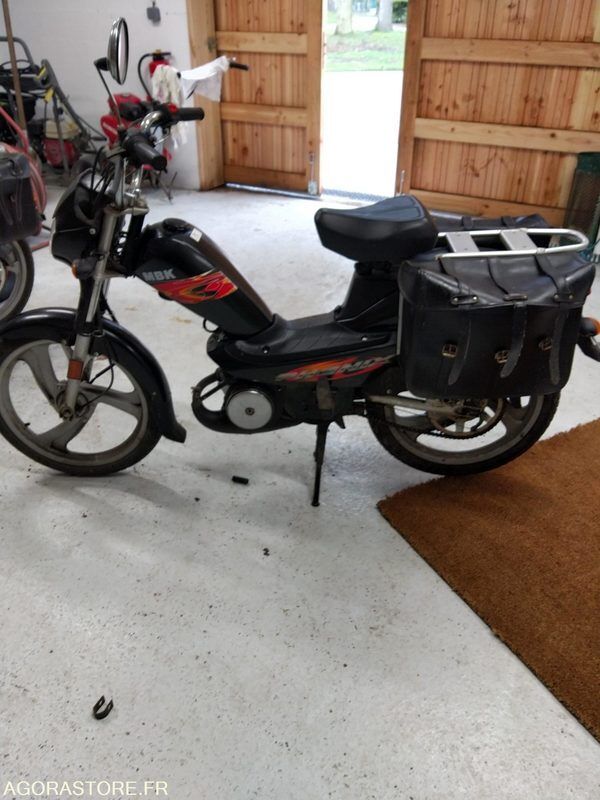 Prodaje se MBK PHENIX moped na aukciji