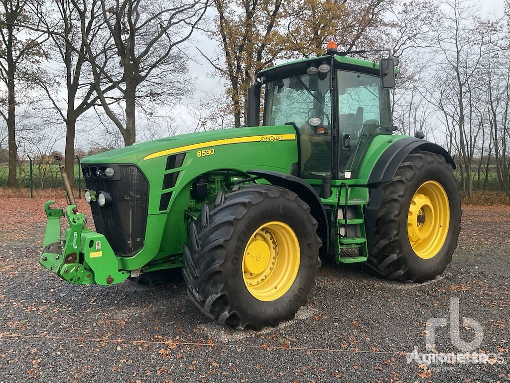 Prodaje se John Deere 8530 traktor točkaš na aukciji