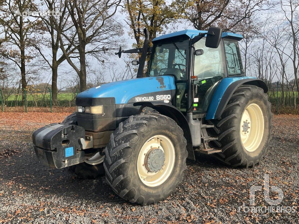 Prodaje se New Holland 8560 traktor točkaš na aukciji