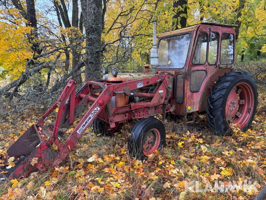 Prodaje se Bolinder-Munktell Buster 400 traktor točkaš na aukciji