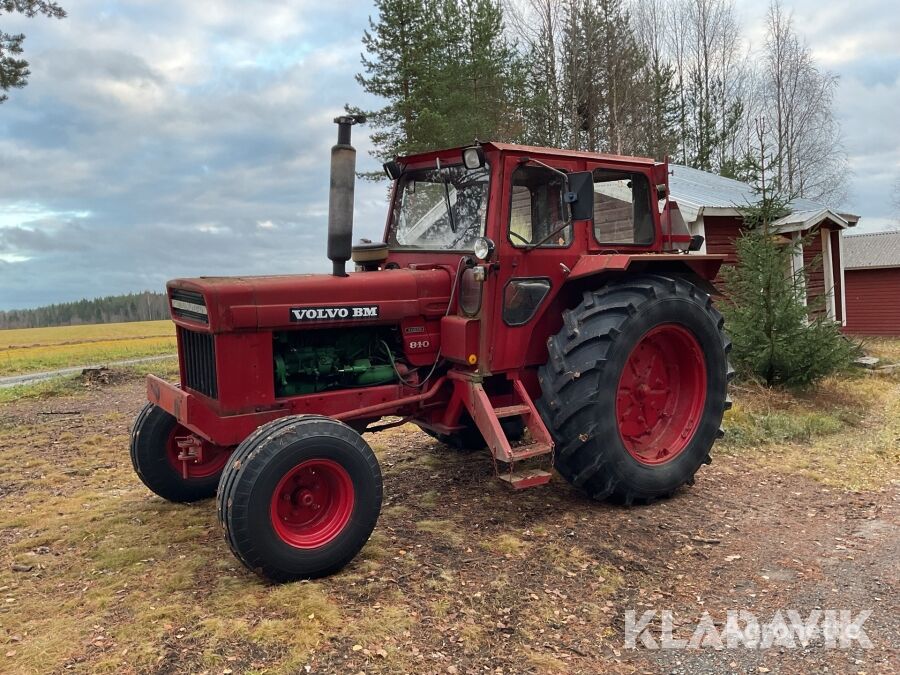 Prodaje se Volvo T 810 A traktor točkaš na aukciji