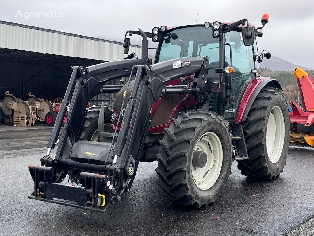 Prodaje se Valtra A134 Hitech traktor točkaš na aukciji