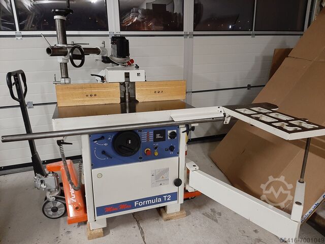 Swivel milling machine with sliding table, feed
Minimax Holzcraft SCM T2 T