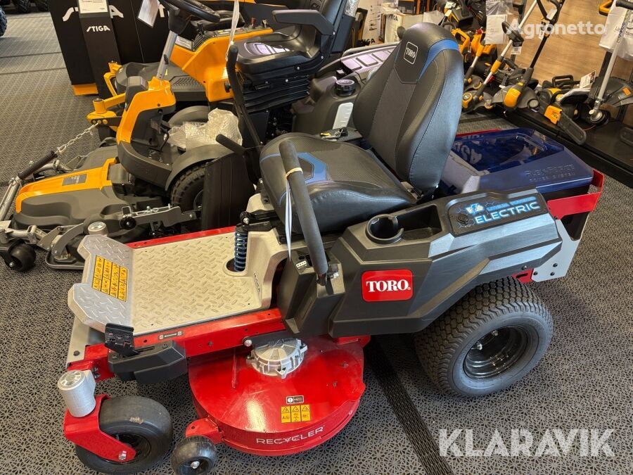 Prodaje se Toro TimeCutter eMR4275 traktor kosilica na aukciji