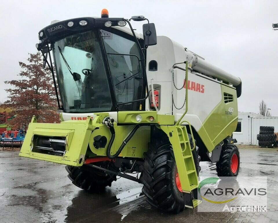 Claas Tucano 430 kombajn za žito