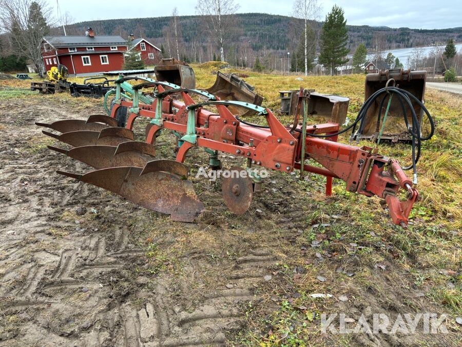 Prodaje se Kverneland Kvarneland B3 plug na aukciji