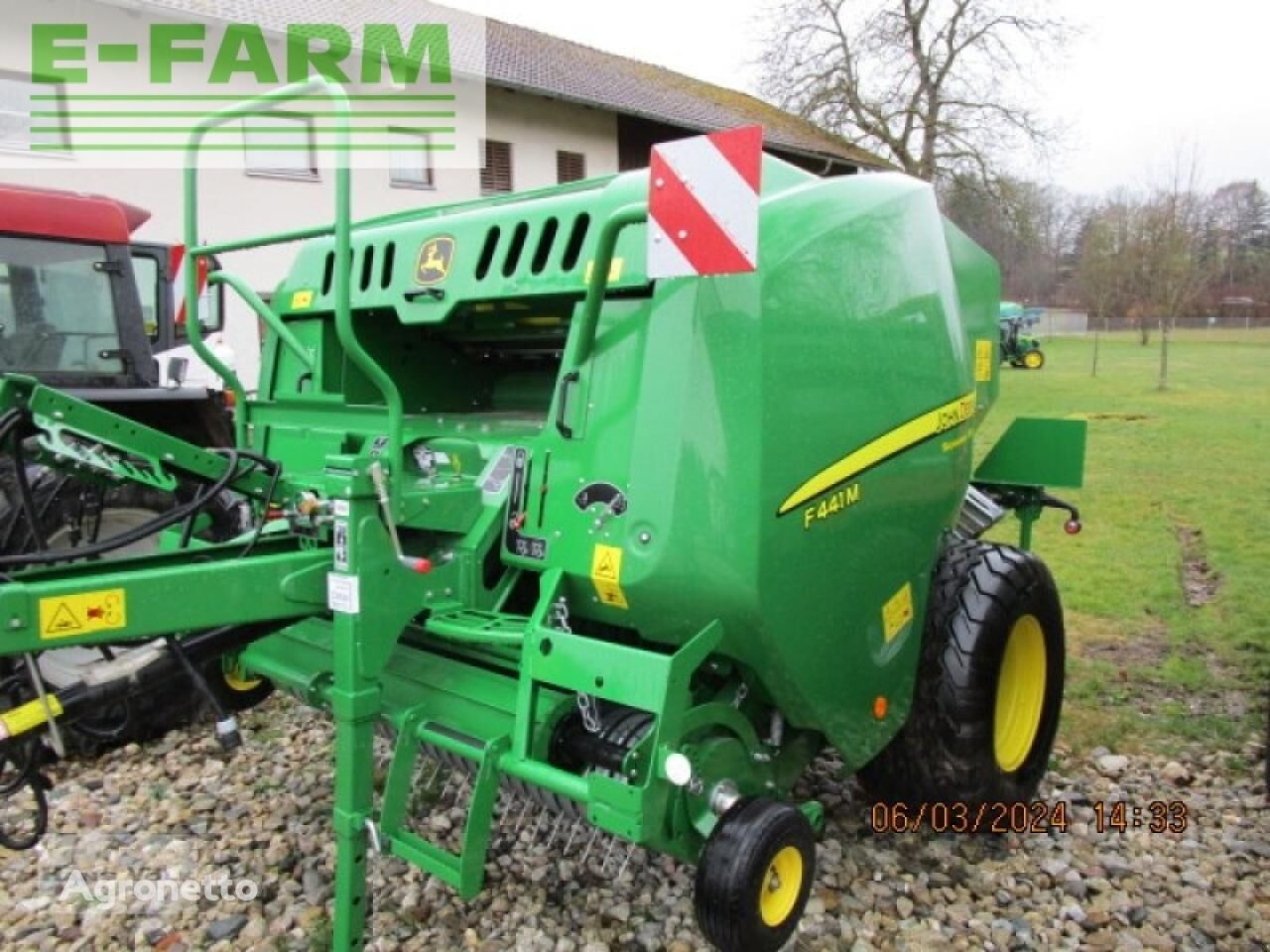 John Deere f 441 m balirka za četvrtaste bale