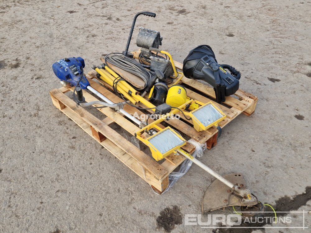 Prodaje se Pallet of Work Lights & Strimmer trimer za travu na aukciji