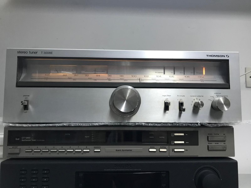 Thomson tuner T-3008