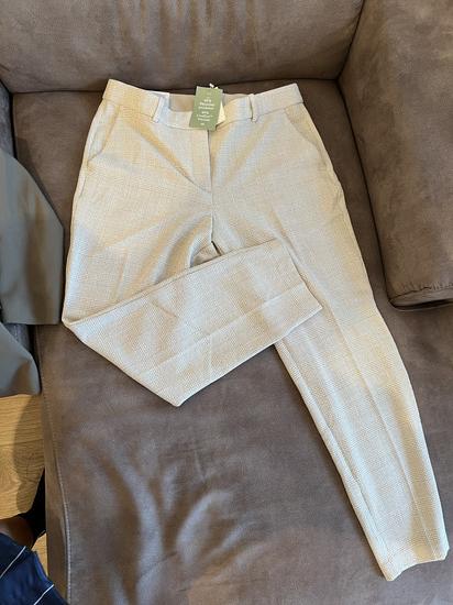 NOVE, Sa etiketom, H&M pantalone