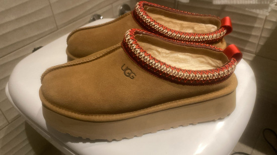 Ugg Tazz Chestnut