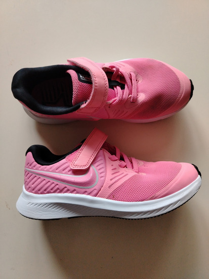 Nike roze star runner 31