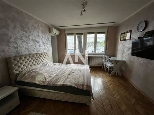 Vračar, Slavija, Kneginje Zorke, 28m2 ID#58528