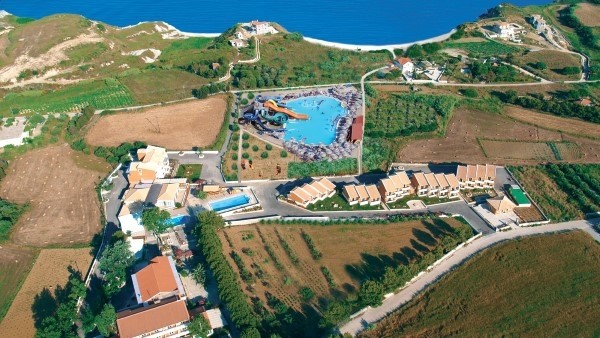 HOTEL IONIAN SEA VILLAS & AQUA PARK 4* - Lixouri / Kefalonija