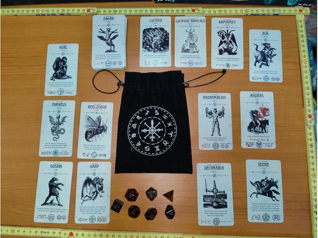 Demonic Tarot karte - 7 dice set kockica i velvet pouch