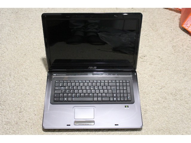 Laptop Asus X73S