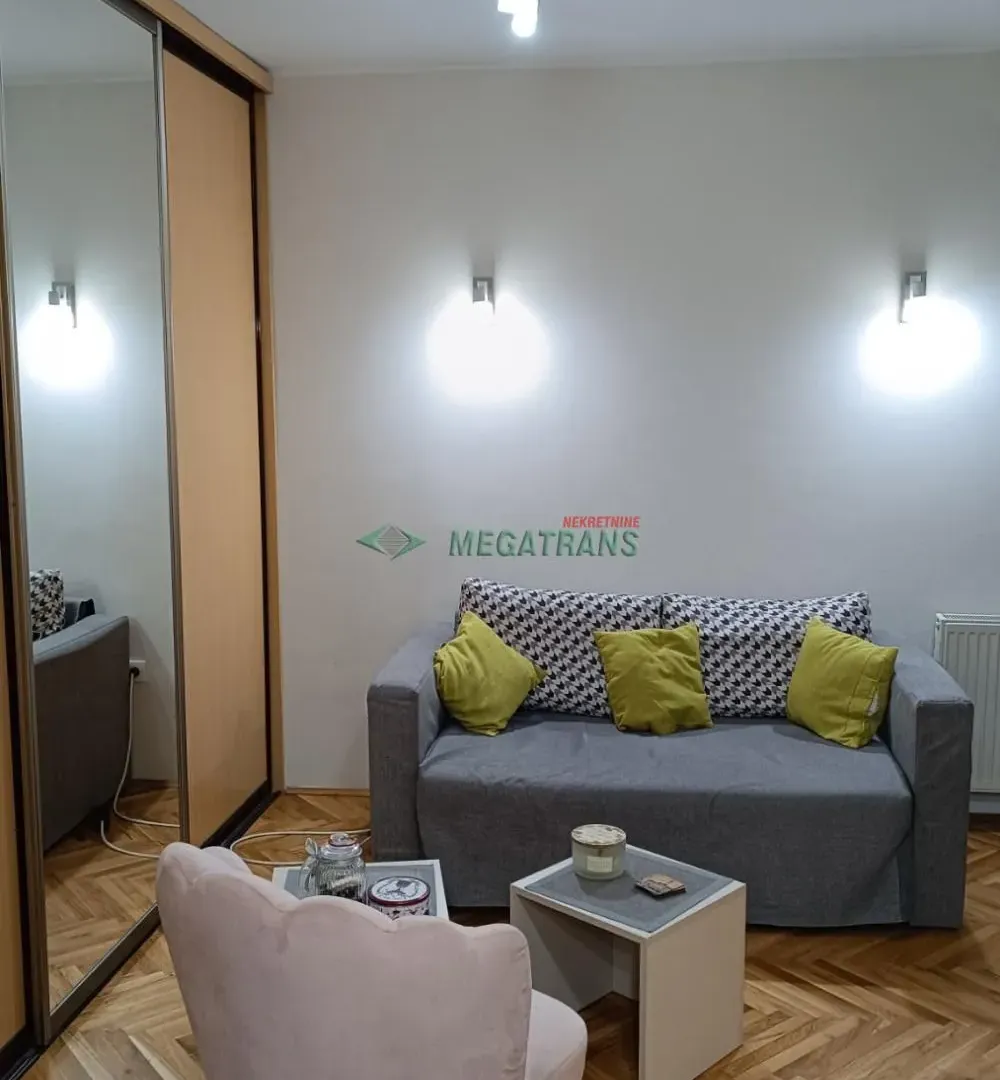 Izdavanje, jednosoban stan, 32m2, Centar, Novi Sad