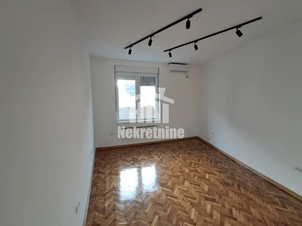 Izdavanje, jednosoban stan, 30m2, Zeleni Venac, Beograd