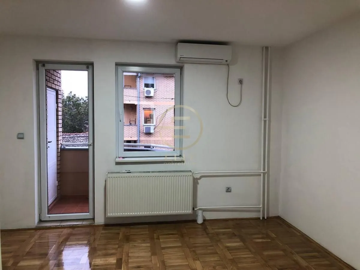 Prodaja, garsonjera, 28m2, Salajka, Novi Sad, Novi Sad