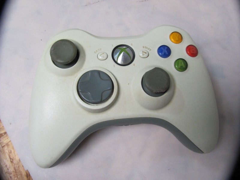 XBOX 360 originalni bezicni dzojstik