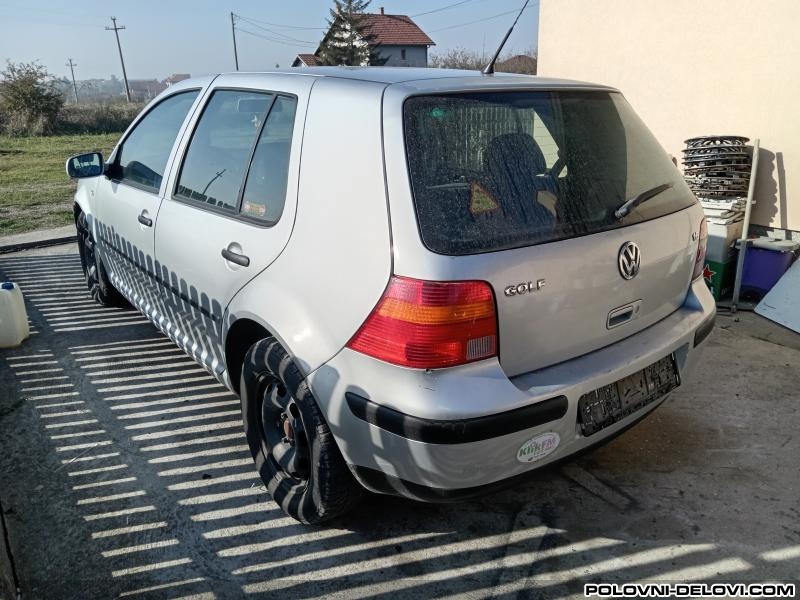 Volkswagen Golf 4 Karoserija