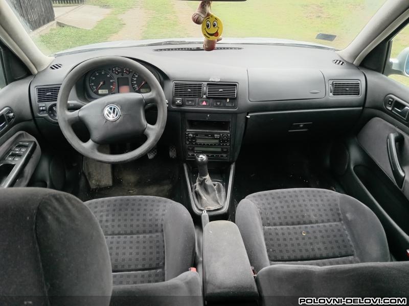 Volkswagen Golf 4 1.6 Kompletan Auto U Delovima