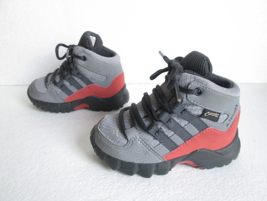 DUBOKE PATIKE "ADIDAS GORE-TEX" 20