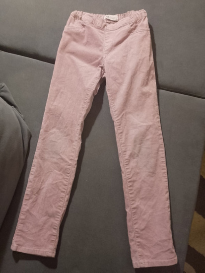 Roze somotske pantalone