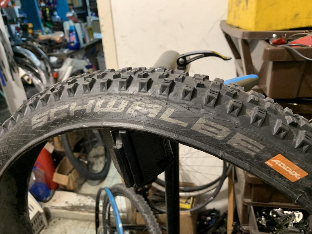 Schwalbe Hans Dampf 29x2.35