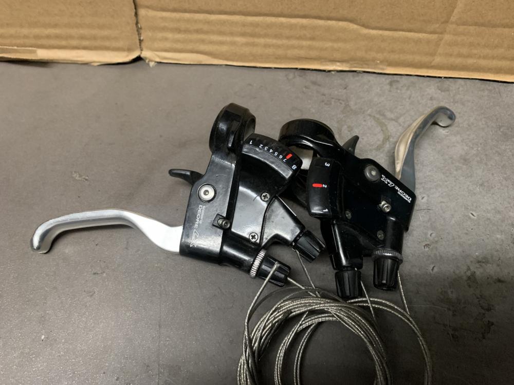 Shimano Deore LX 3x8 rucice menjaca i kocnica