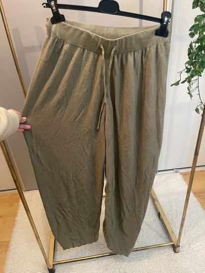 Mango koncane pantalone siroke