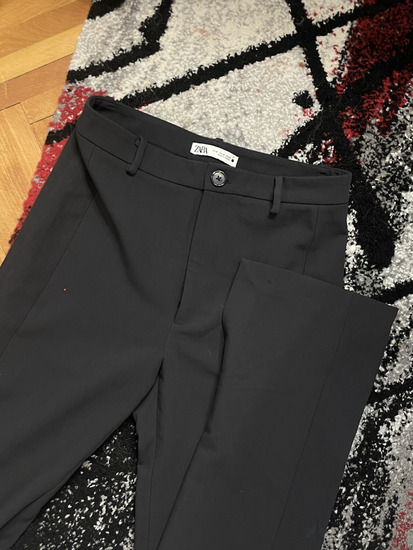 Zara pantalone