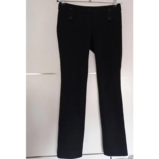 Crne elegantne pantalone