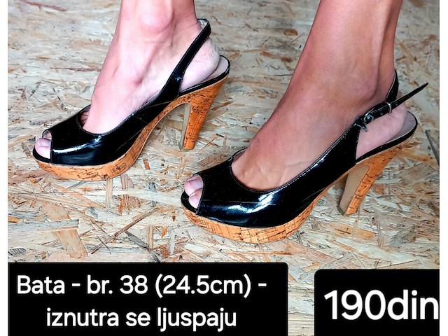 Bata ženske sandale štikle crne boje br. 38