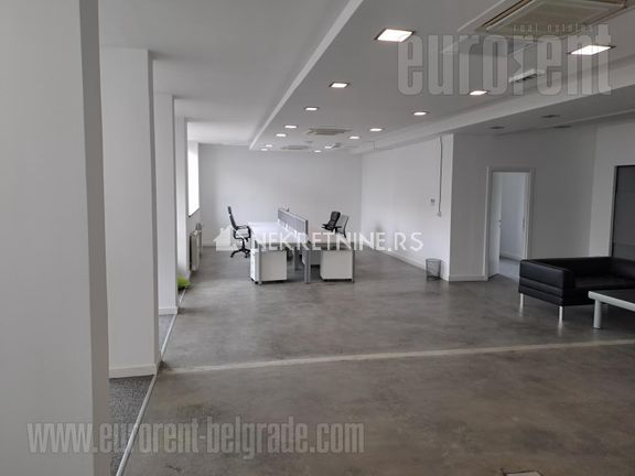 #48218, Izdavanje, P.P., CENTAR, 7200 EUR