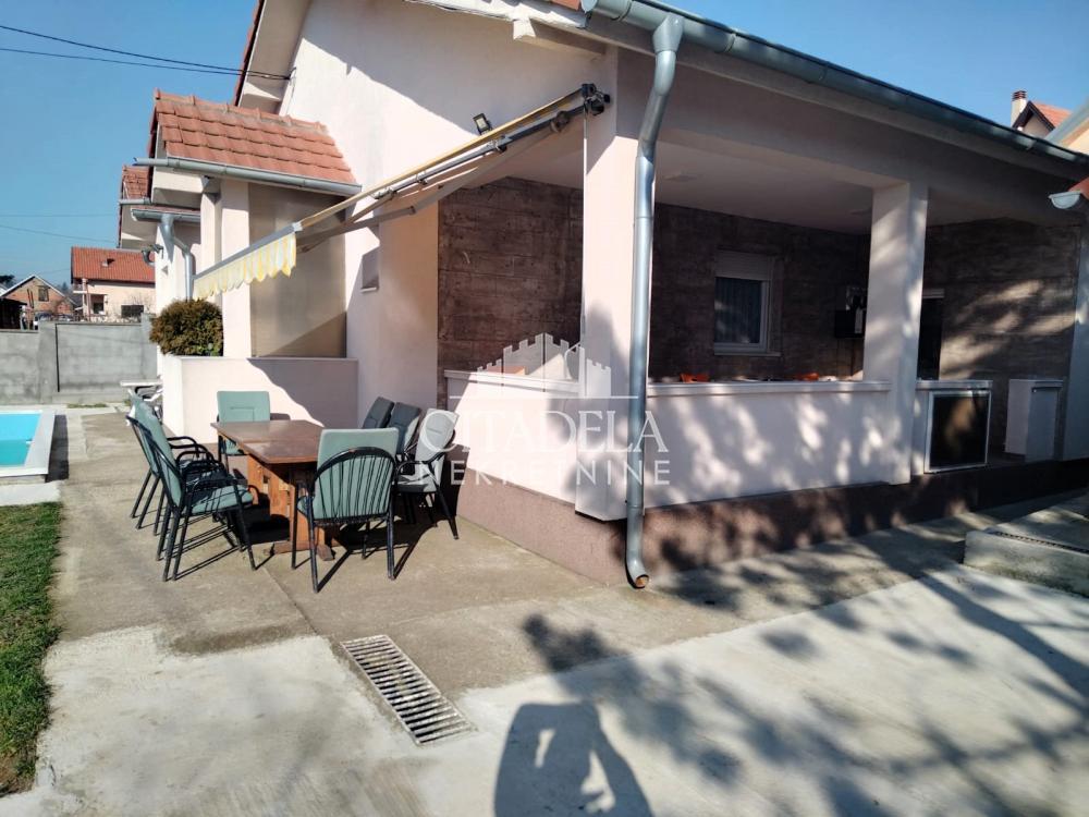 Moše Pijade, Kuća na prodaju, 109m2, 160.000€