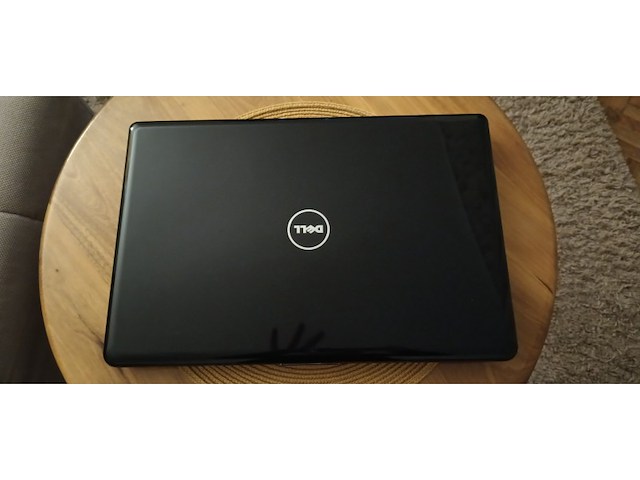 Dell Inspiron 1750