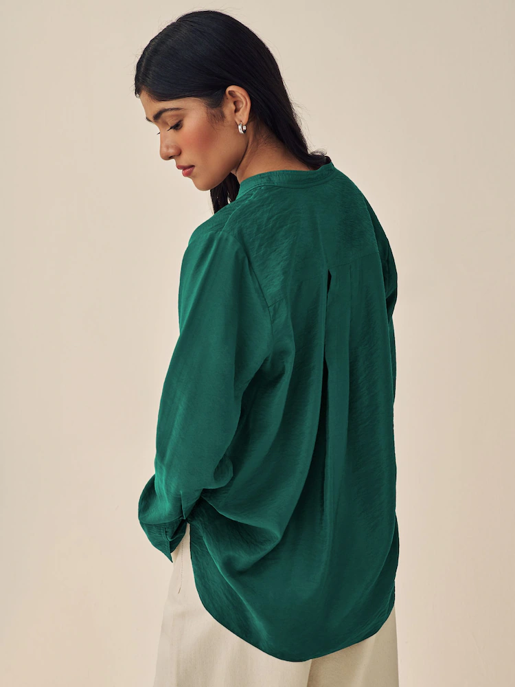 Emerald Green Long Sleeve Textured Overhead V-Neck Blouse