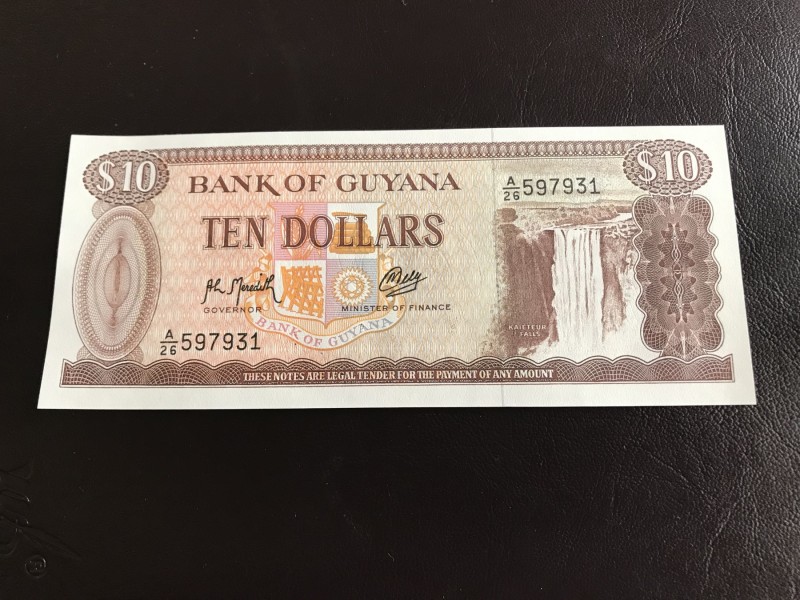 GUYANA 10 DOLARA. UNC.