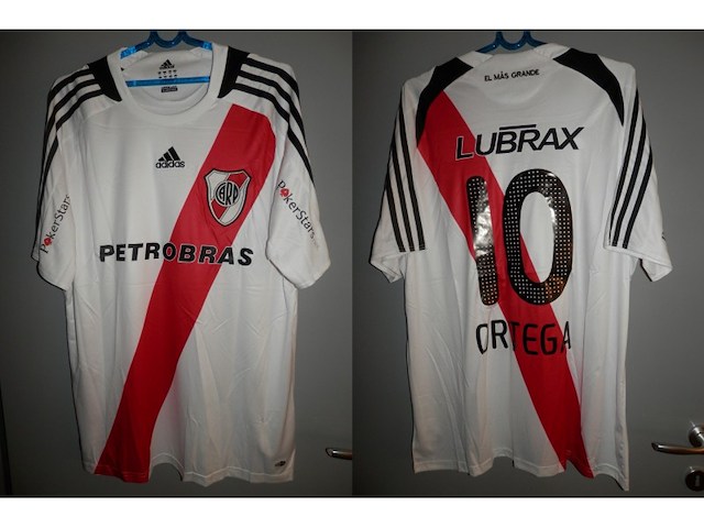 River Plate dres 2009-10 Ariel Ortega 10