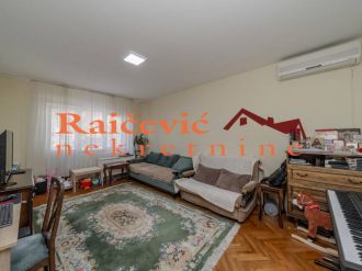 61m² 117.500€
Beograd, Rakovica, Skojevsko naselje, Rujica