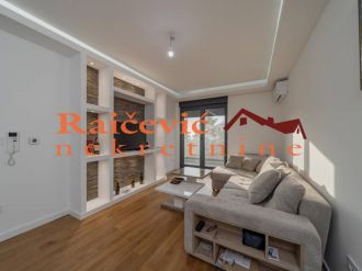 47m² 165.000€
Beograd, Zvezdara, Zvezdarska šuma, Ledinacka