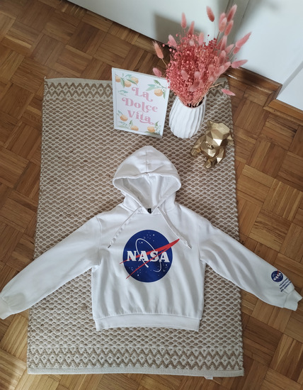 H&M Nasa kraći duks