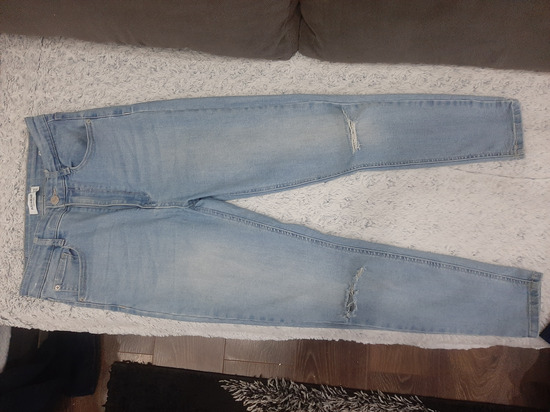 Rasprodaja Pull & bear farmerke, s-m