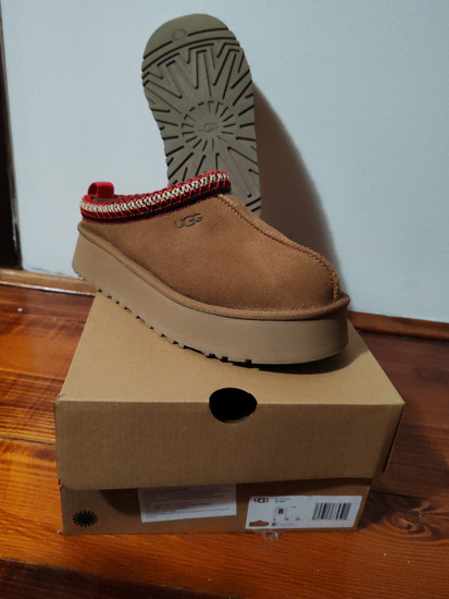 UGG TAZZ PAPUCE, NOVO ORIGINAL 100%