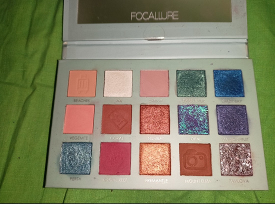 Focallure Perth paleta senki