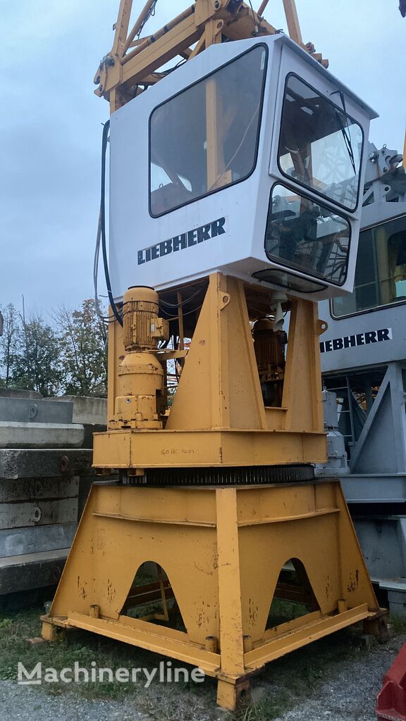 Liebherr 140 HC toranjska dizalica