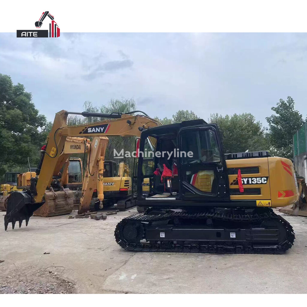 Sany sy135 bager guseničar