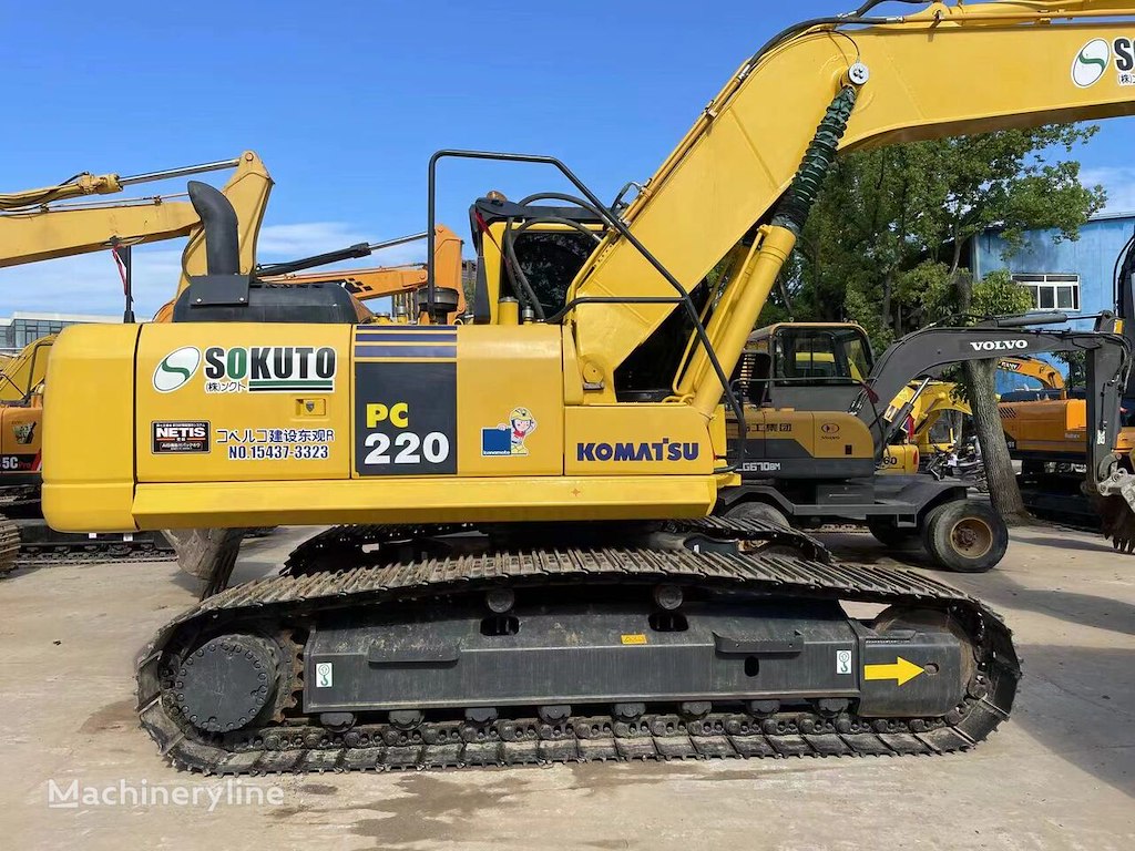 Komatsu PC220 bager guseničar